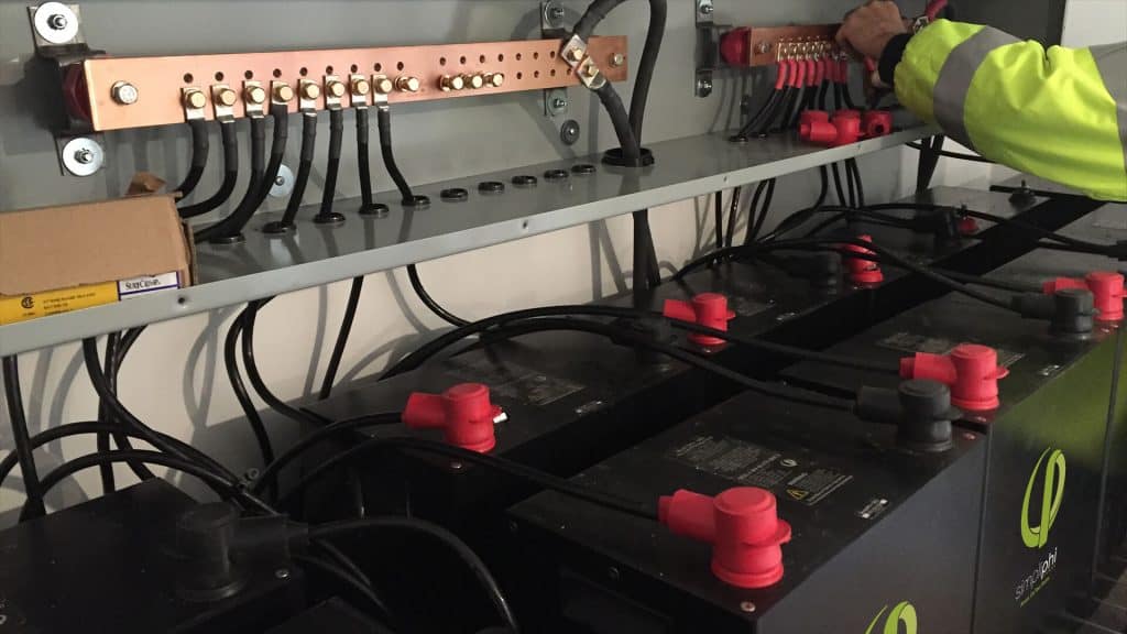 Discover vs. SimpliPhi: What's the best lithium battery for solar ...